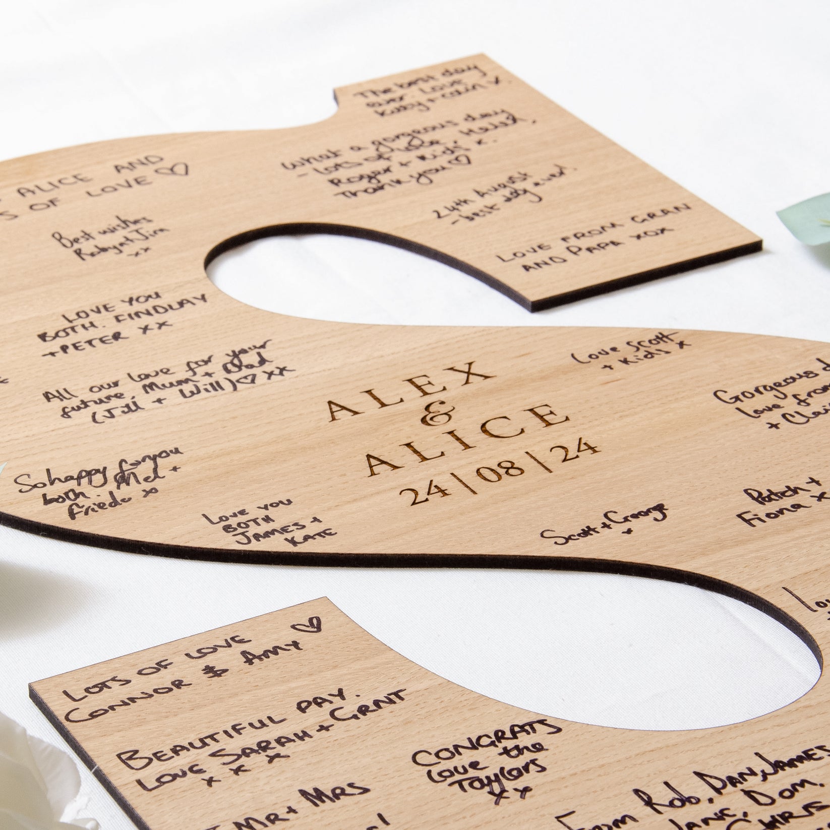 Letter guest book sign – Stag Design