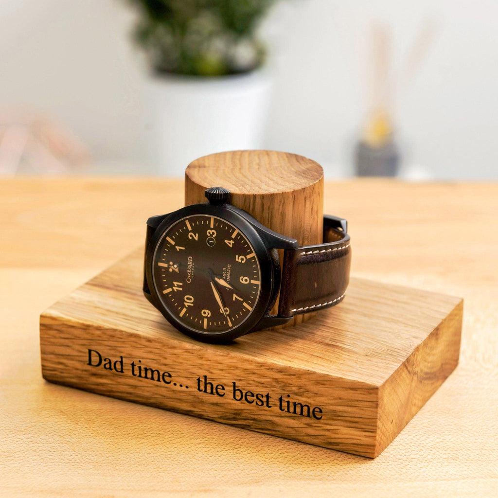 Personalised oak watch stand – Stag Design