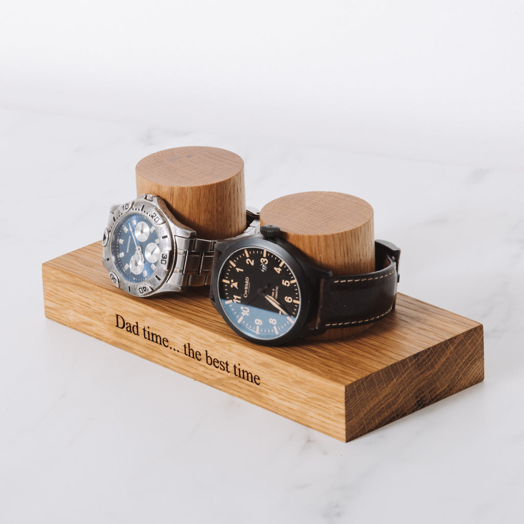Personalised oak watch stand – Stag Design