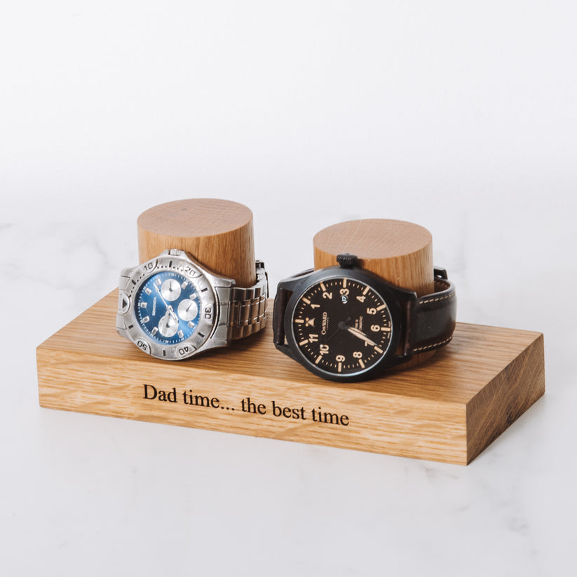 Personalised oak watch stand – Stag Design