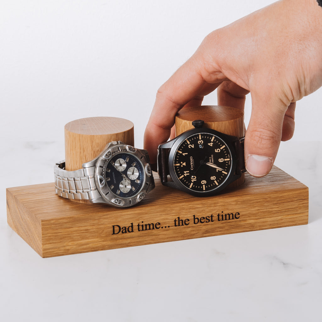 Personalised oak watch stand – Stag Design